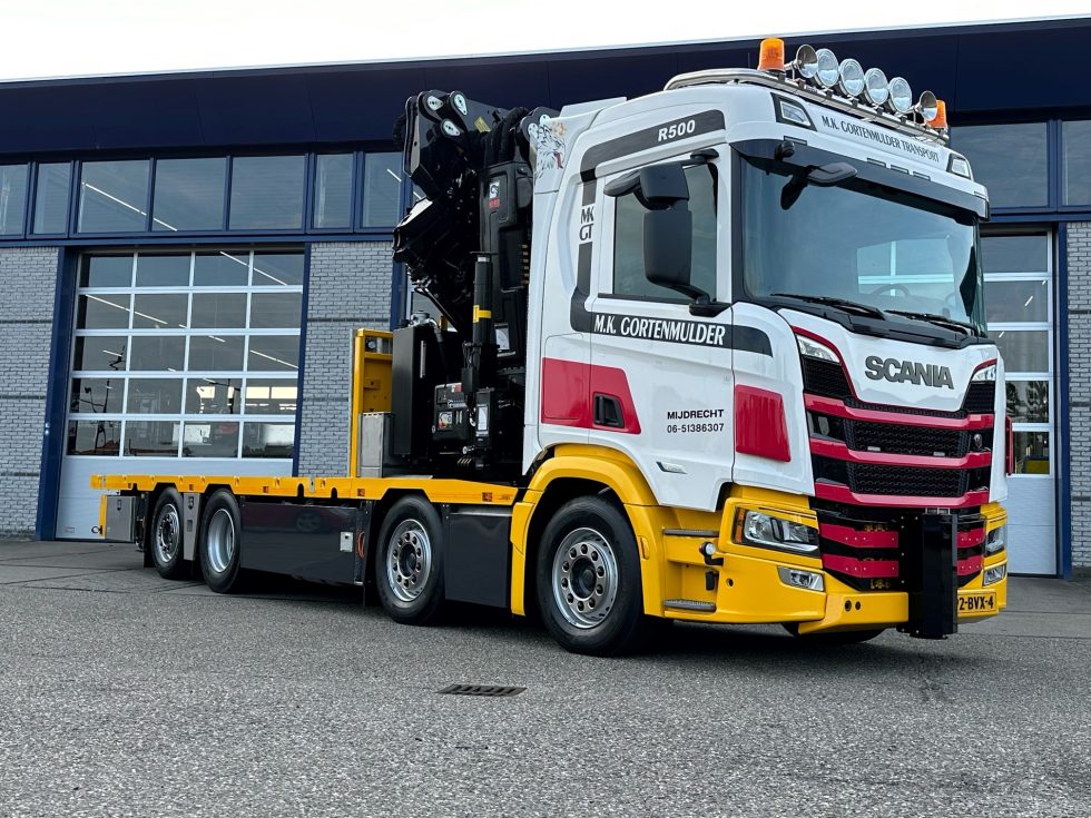 Scania R500 met Hiab X-HiPro 638 E-6 en 150×6 jib op W-floor gemonteerd ...
